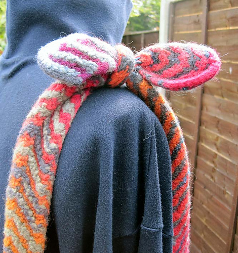 Ravelry: Chevron Bag pattern by Fiona Morris