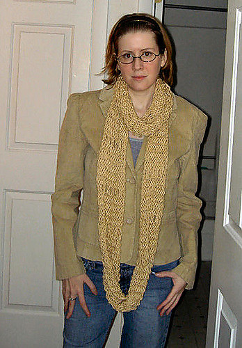 Ravelry: Endless Loop Scarf pattern by Kelley Petkun