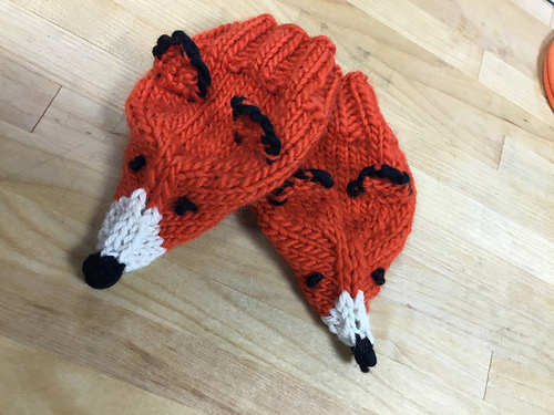 Ravelry: Fox Mittens pattern by Mitzy Moore