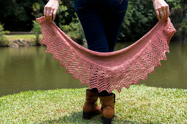 Ravelry: Niemeyer pattern by Iris Alessi