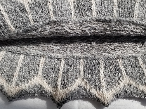 Ravelry: Feather Cowl pattern by Sue Beard