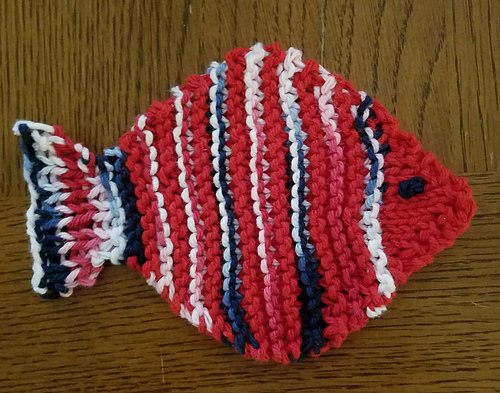 Ravelry: Mini Fish Cloth pattern by Janet Petefish