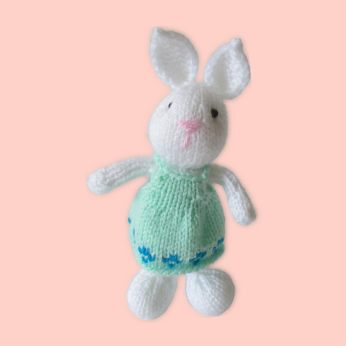 Ravelry: Bramble Bunny pattern by Amanda Berry