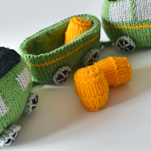 Ravelry: Toy Train pattern by Amanda Berry