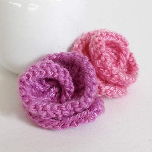 Ravelry: Roses pattern by Amanda Berry