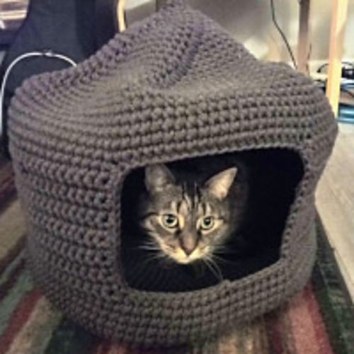 Ravelry: Roomy Cat Yurt pattern by Stephanie T