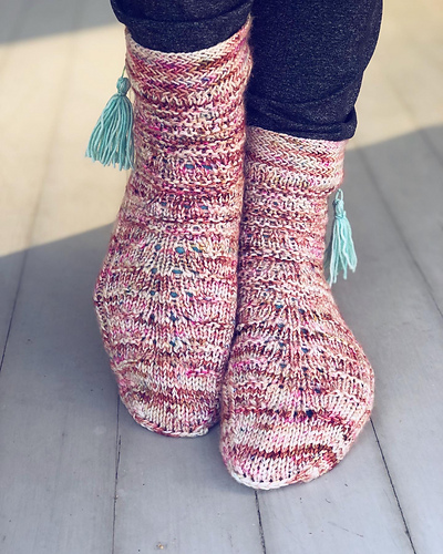 Ravelry: Nello House Sock pattern by Tif Neilan