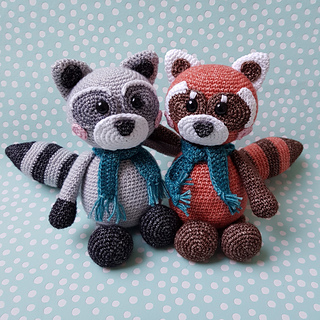 Ravelry: Wasbeer Winx & Rode Panda Rosie pattern by Marcha van Hooijdonk