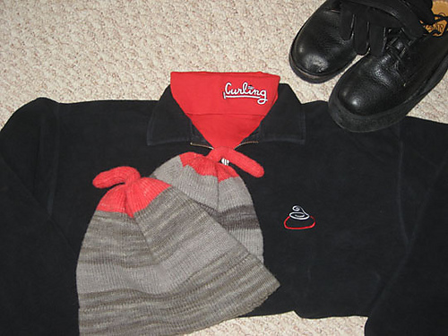 Ravelry: Curling Rock Hat pattern by Freshisle Fibers