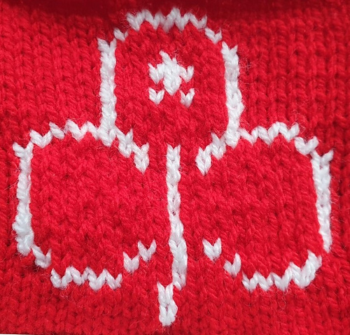 Ravelry: Girl Guide trefoil chart pattern by Sarah Past