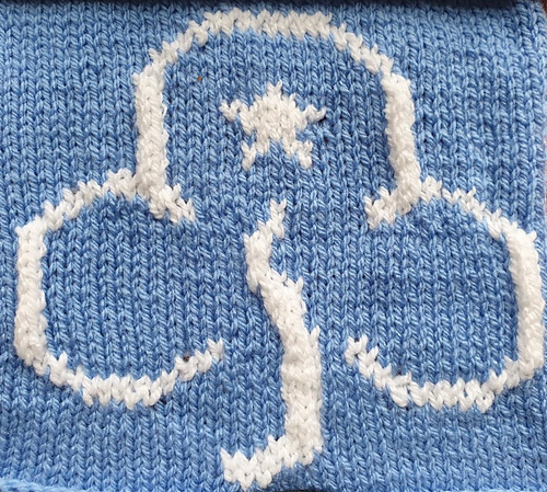 Ravelry: Girl Guide trefoil chart pattern by Sarah Past
