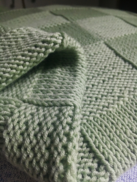 Ravelry: Coperta Scacchiera pattern by Fluffy Knits