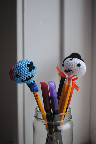 Ravelry: Halloween pencil toppers skull and zombie pattern by Renske de ...