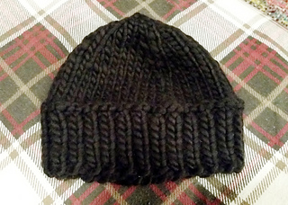 Ravelry: fuzz-bucket's Ribbed Cap — Super Bulky