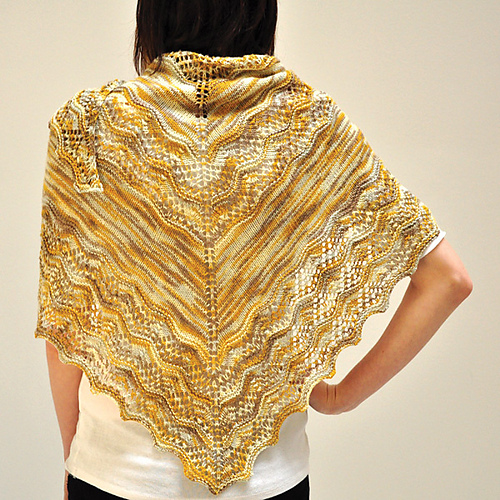 Ravelry: Draper pattern by Sara Morris