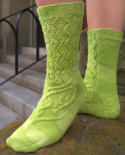 Ravelry: Absinthe pattern by Sara Morris