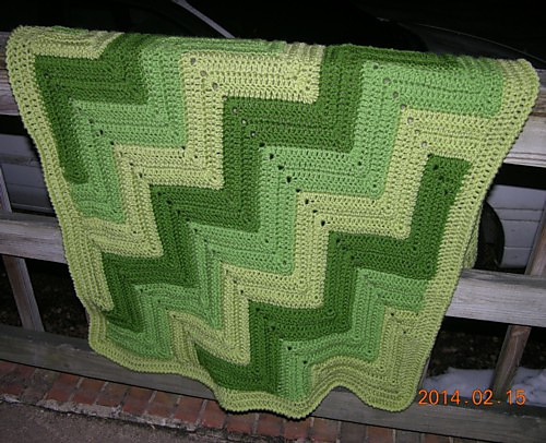 Ravelry: Diagonal Ripple DIY pattern by Judith Russell