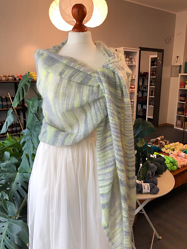 Ravelry: Basic Please! pattern by Gabi Fontana