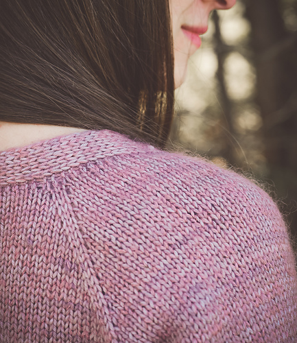 Ravelry: Samara Cardigan pattern by Gabrielle Vézina