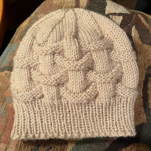 Ravelry: Basket Loop Beanie pattern by Paraskevi Mimi