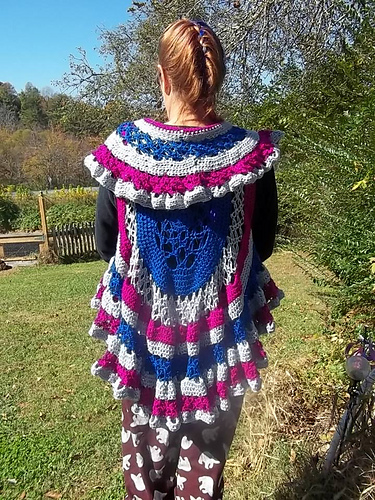 Ravelry: Solomon's Knot Circular Vest pattern by Donna Veatch