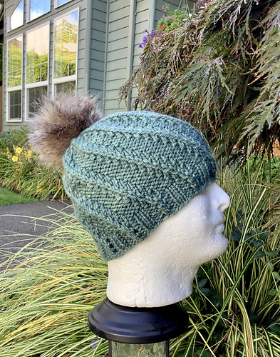 Ravelry: Helix the Hat pattern by Galzanne Knits