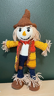 Ravelry: Scarecrow pattern by Lynn Gates
