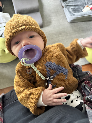 Ravelry: Wee Lima pattern by Taiga Hilliard