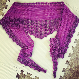 Ravelry: geetikajoglekar's Gallatin Scarf