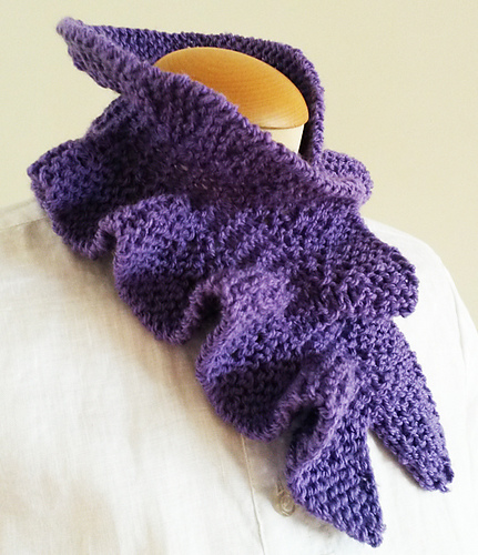 Ravelry: Neckwear Ruffle Flier pattern by Jen Giezen