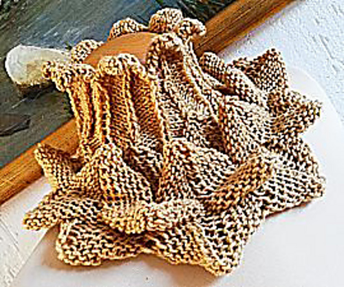 Ravelry: Cowl Spikey pattern by Jen Giezen