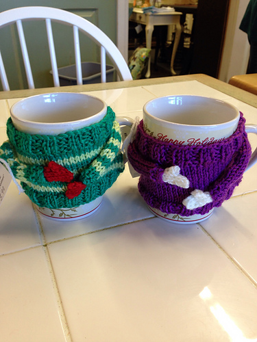 Ravelry: Mug hugs pattern by Emma Varnam