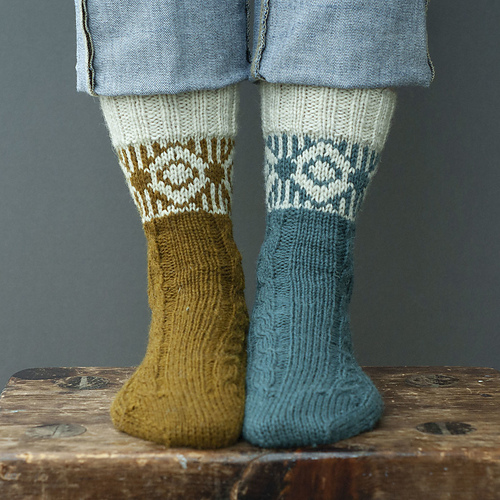 Ravelry: Moongate pattern by Virginia Sattler-Reimer