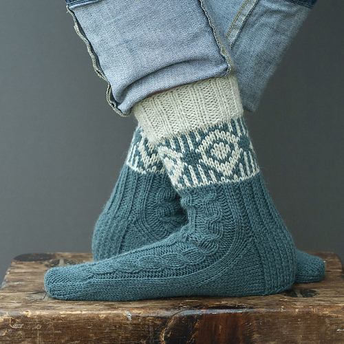 Ravelry: Moongate pattern by Virginia Sattler-Reimer