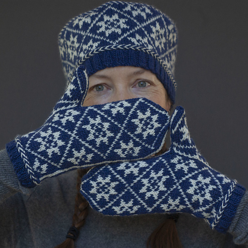 Ravelry: On Point Mittens pattern by Virginia Sattler-Reimer