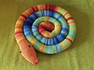 Ravelry: Temperature Snake pattern by Gisela De Bruyn