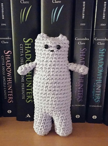 Ravelry: Mostro pattern by Giulia Cavallini