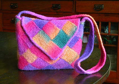Ravelry: Entrelac Ensemble Felted Bags pattern by Diane Sutliff
