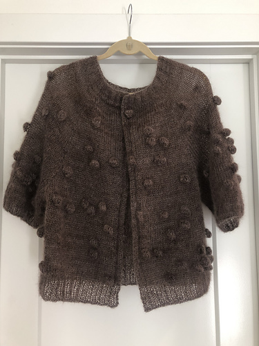 Ravelry: Make bobble cardigan pattern by Neringa Ruke
