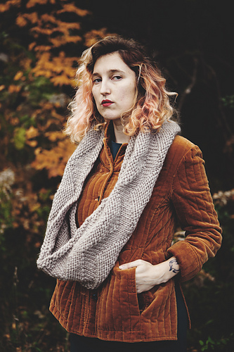 Ravelry: Minto Chevron Cowl pattern by Tara-Lynn Morrison