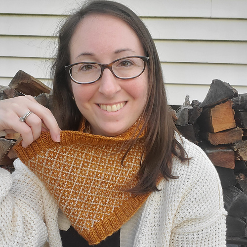 Ravelry: Autumn Trellis Cowl pattern by Kristin SK