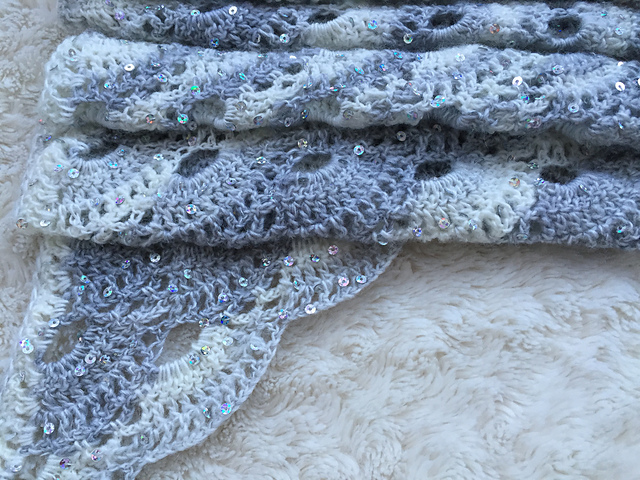 Ravelry: grandmasuzibobs' Virus shawl/scarf