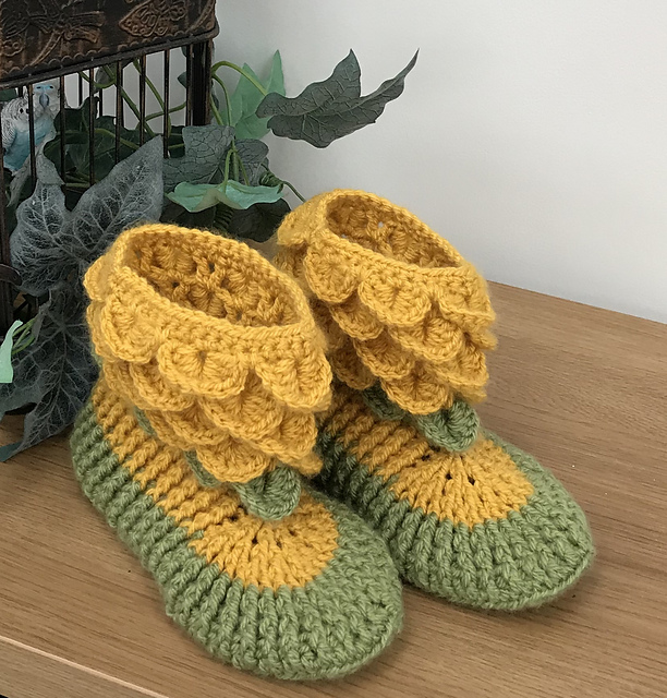 Ravelry: grandmasuzibobs' Crocodile Slippers by Cutie Girl Crochet