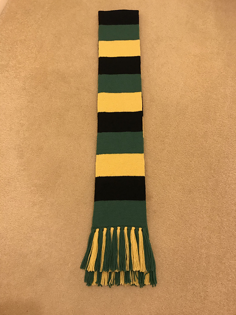 Ravelry: grandmasuzibobs' Northampton Saints Scarf