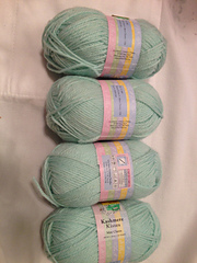 Ravelry: Baby Bee Kashmere Kisses