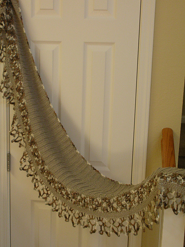 Ravelry: Perfectly Elegant Shawlette - Elegantes Tüchlein pattern by ...