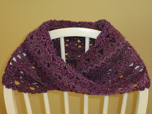 Ravelry: Moebius Fern Cowl pattern by Michele DuNaier