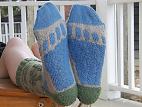 Ravelry: Island of the Dufflepuds pattern by Becky Greene