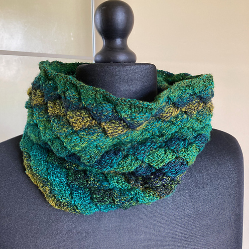 Ravelry: Fiery Dragon Skin Cowl pattern by Kath Andrews