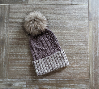 Ravelry: Squabble Hat pattern by Angela Curtiss